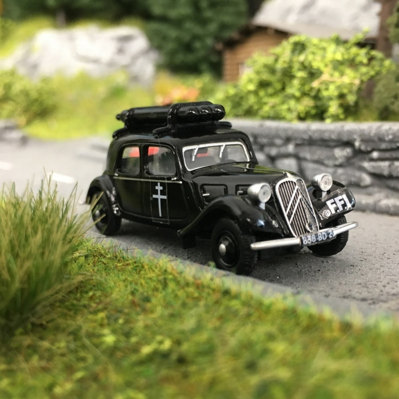 Citroën Traction 11A 1935 "FFI-GAZ"-HO 1/87-SAI 6181 diorama